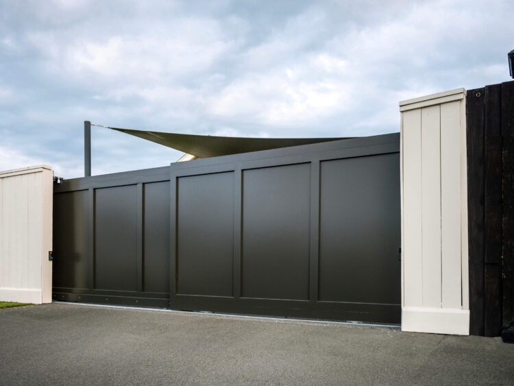 Custom Sliding Gates - Warner Fences Residential